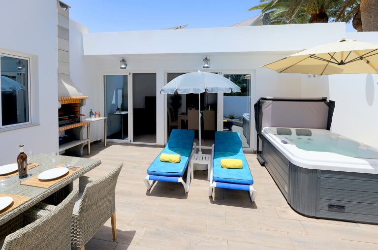 5 Bedroom (Sleeps 11) Villa in Puerto Del Carmen (P257486) - No Booking ...