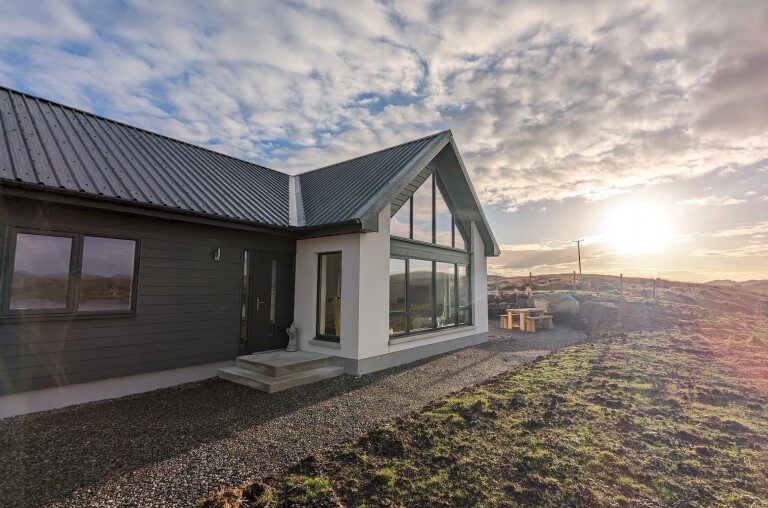 3 Bedroom (Sleeps 6) House in Isle Of Lewis (P274423) - No Booking Fees