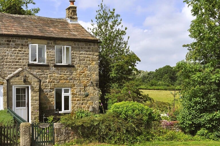 2 Bedroom (Sleeps 4) Cottage in Masham (P27845) - No Booking Fees