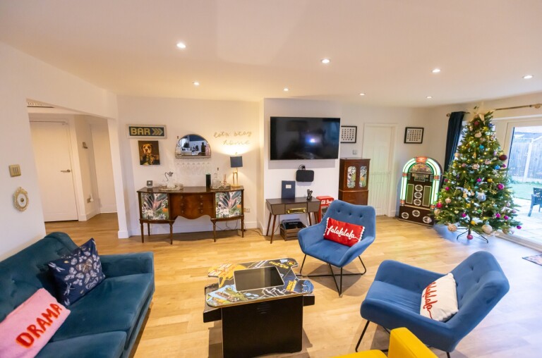 3 Bedroom (Sleeps 6) Bungalow in Herne Bay (P302473) - No Booking Fees