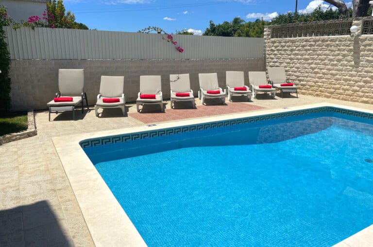 Villa Lucia - 5 Bedroom (Sleeps 10) Villa in Olhos De Água (P308450 ...