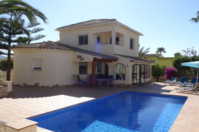 3 Bedroom (Sleeps 6) Villa in Moraira (P46991) - No Booking Fees