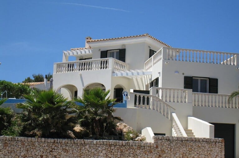 Villa Rentals Menorca - No Booking Fees