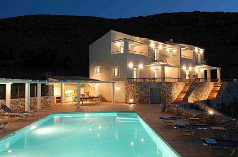 Villa Rentals Greece - No Booking Fees